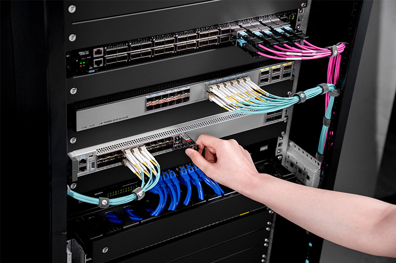 Fiber Optical Transceivers Modules/Cables Solution | FS - Fiberstore