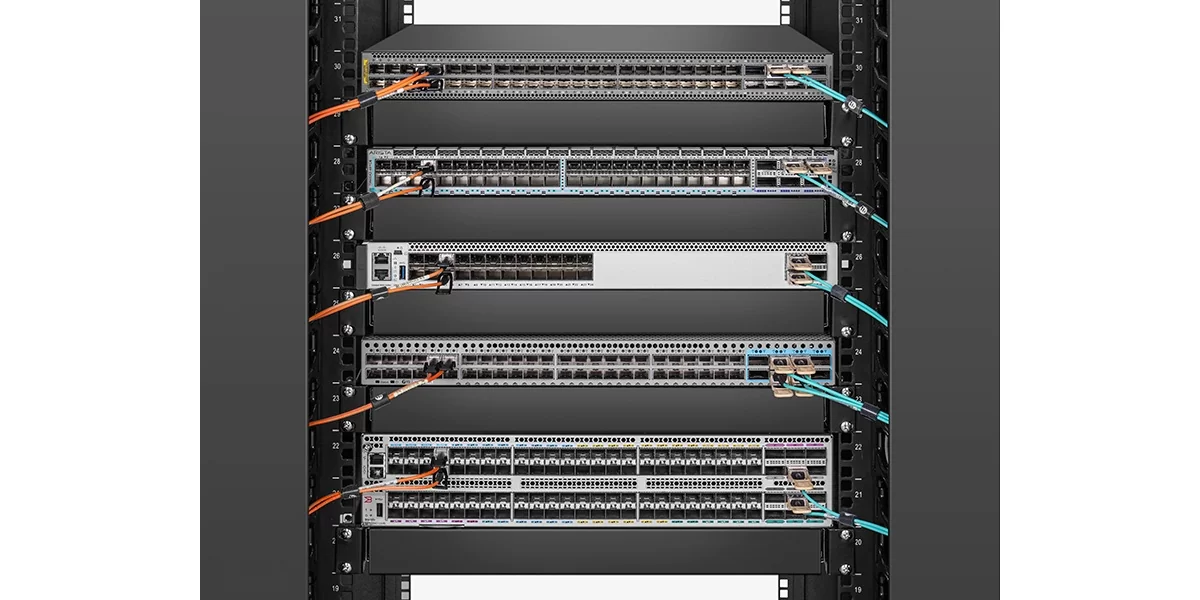 Cisco QSFP-100G-AOC7M Compatible 100G QSFP28 Active Optical Cable (AOC ...
