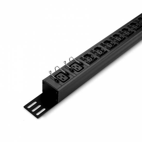 7.36kW Single-Phase 32A/230V Metered PDU, 20 C13 & 4 C19 Outlets ...