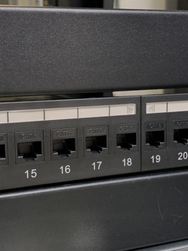 24 Ports Cat6 Feed-Through Patch Panel, Unshielded, 1U Rack Mount - FS